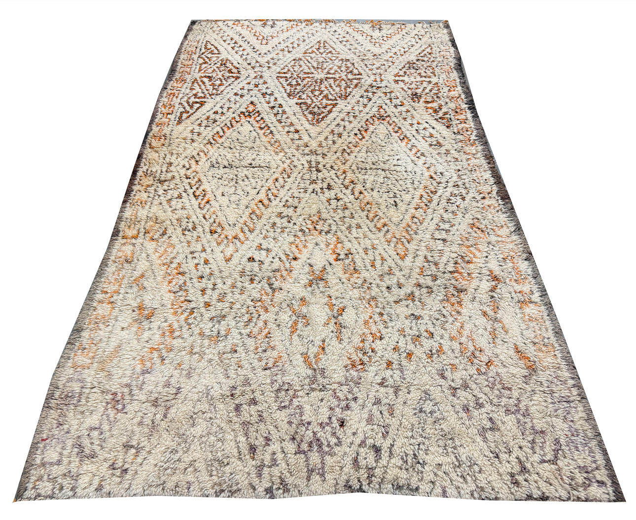 VINTAGE MOROCCAN BERBER CARPET. Carpets & Textiles - Carpets - Auctionet