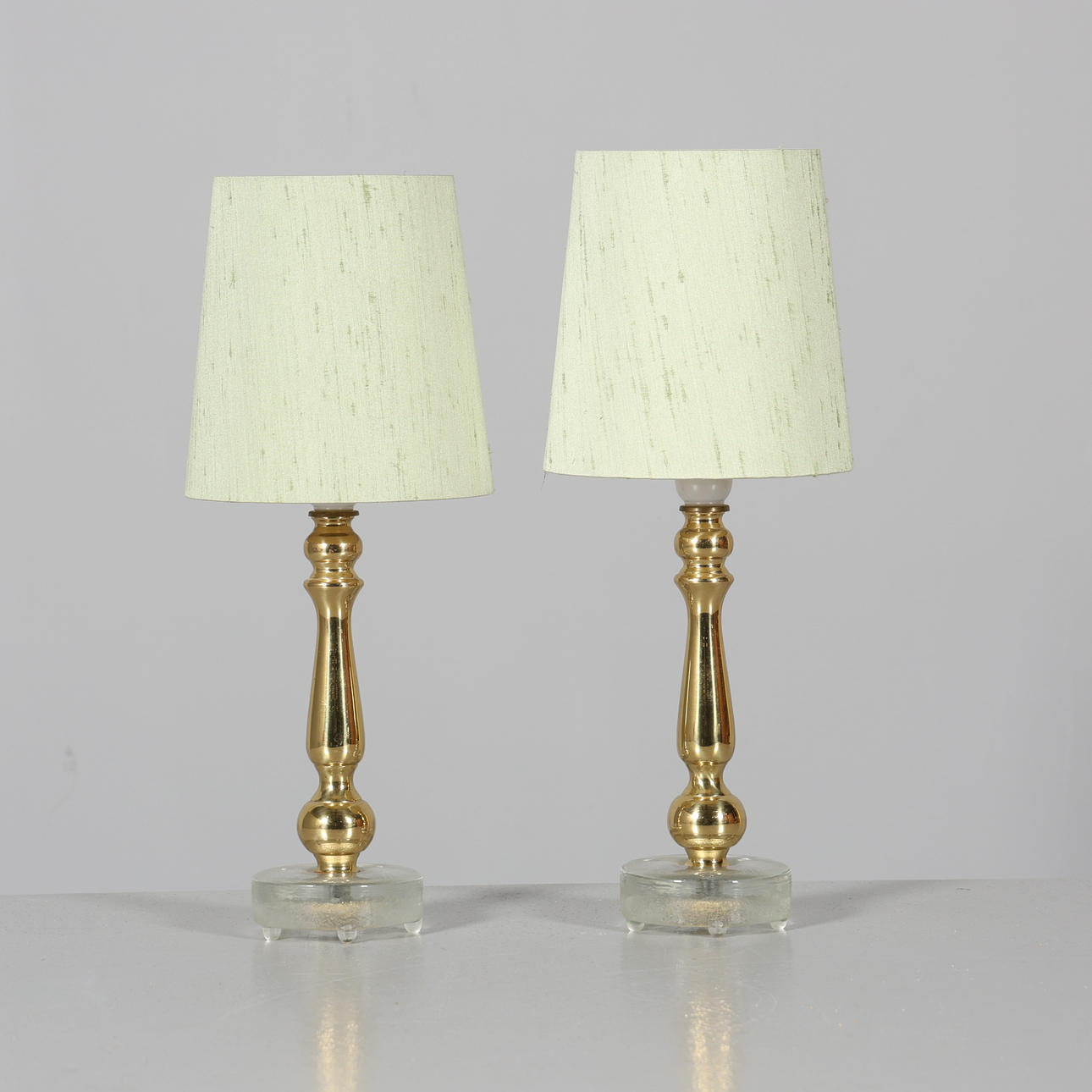 BORDSLAMPOR, 1 par, metall samt glas, Falkenbergs Belysning AB ...