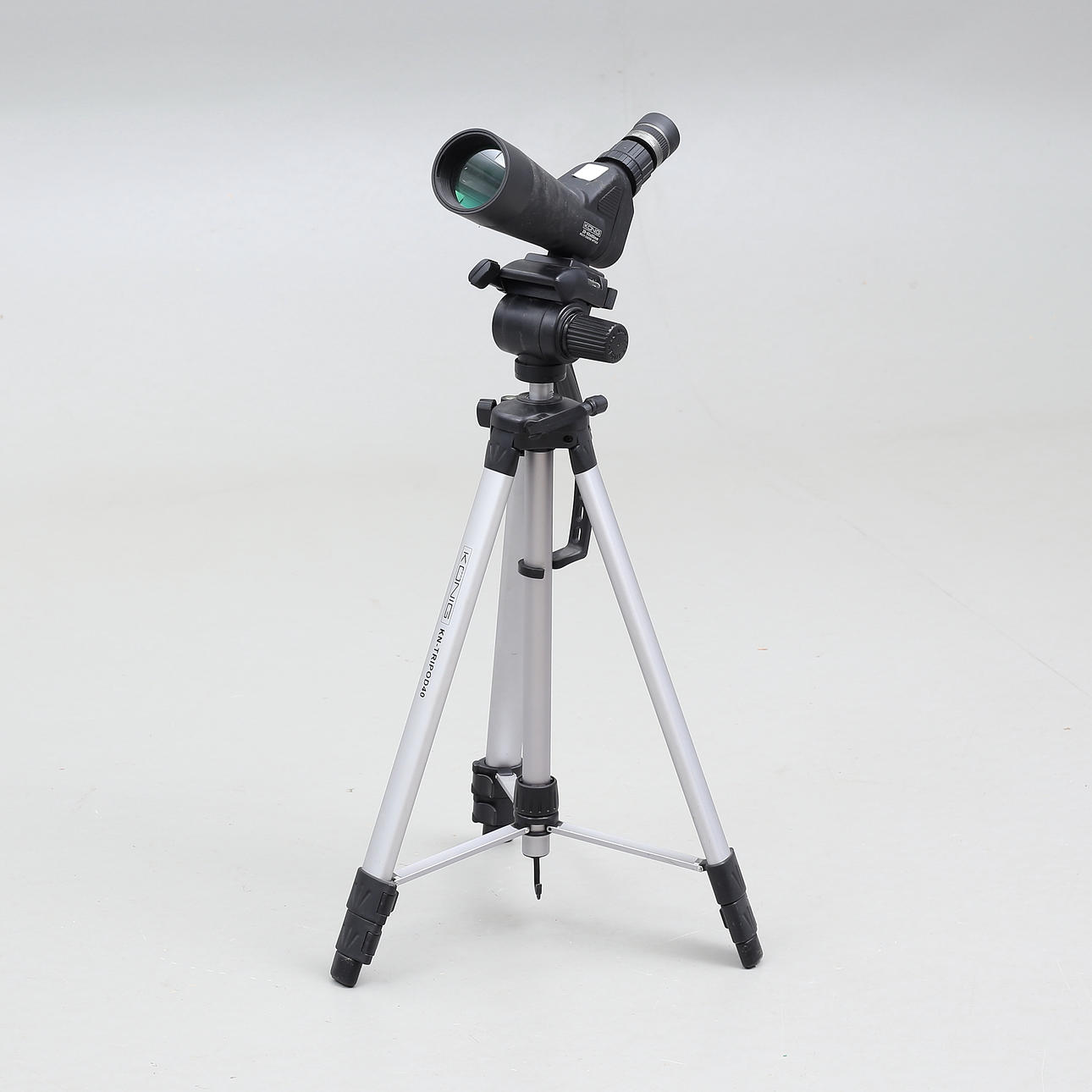 TUBE BINOCULARS with TRIPOD STAND, Conical 20-60 x 60 mm. Miscellaneous ...