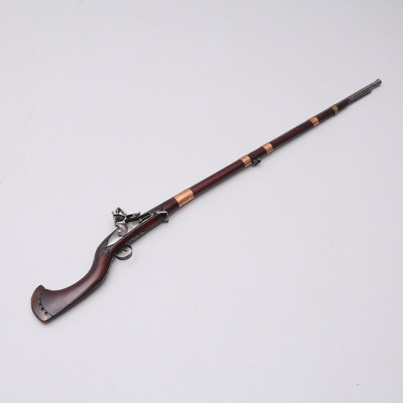 MUSKETE/JEZAIL, Afghanistan, with brown bess-flint clasp, antique ...