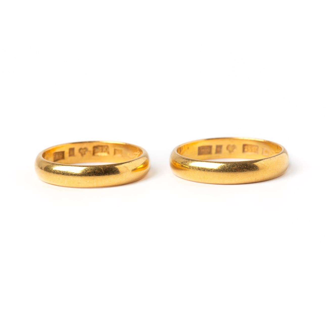 A set of 2 wedding rings, 23K gold, Ragnar Wahlberg, Härnösand, 1963 ...