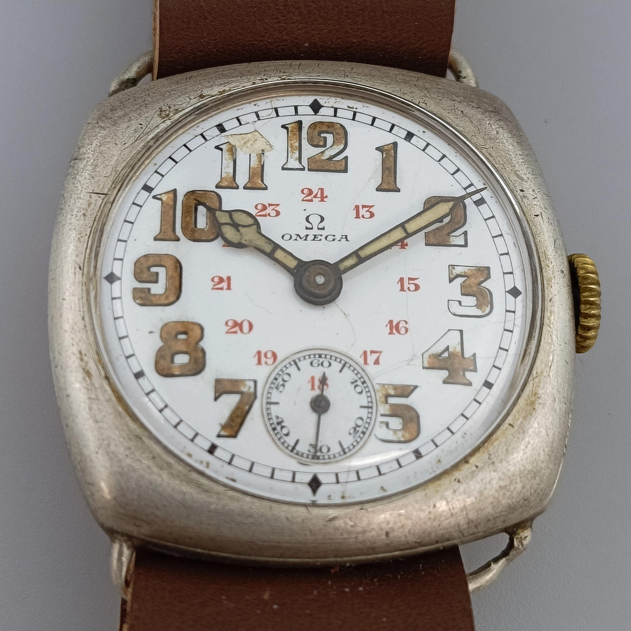 OMEGA wristwatch, hand wound. Clocks & Watches - Wristwatches - Auctionet
