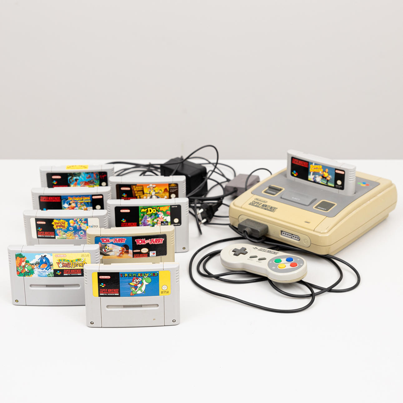 GAME CONSOLE and 9 games, Super Nintendo, Japan, 1990's. Miscellaneous ...
