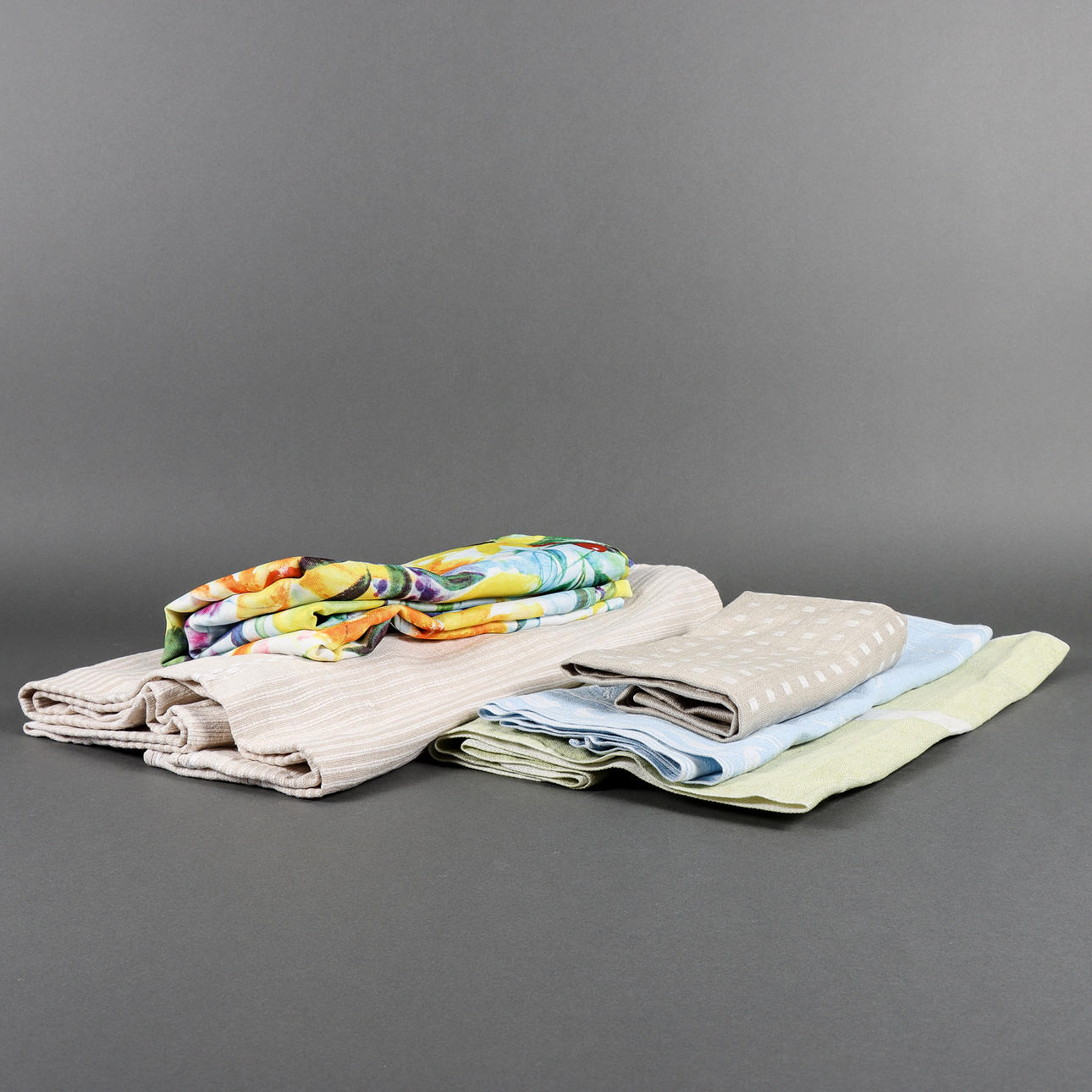 DUKAR 5 styck. Mattor & Textil - Textil - Auctionet