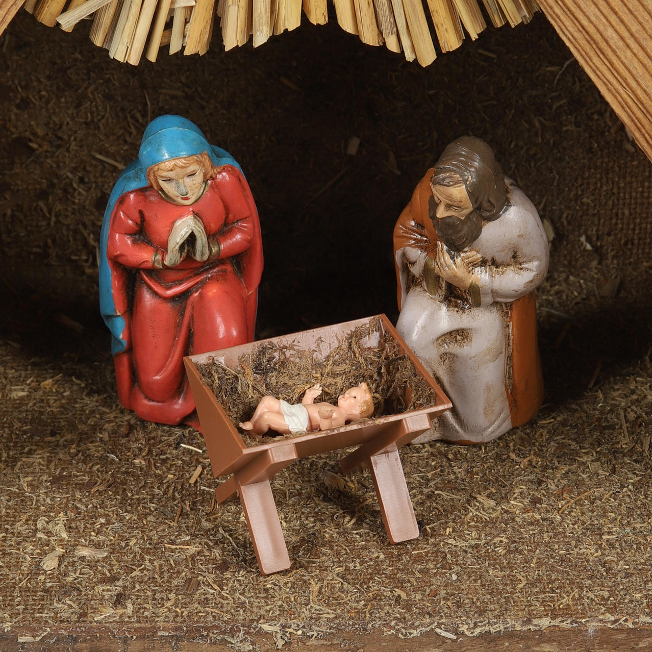 JULKRUBBA med handmålade figurer, 16 delar, trä & konstmaterial, 1900 ...