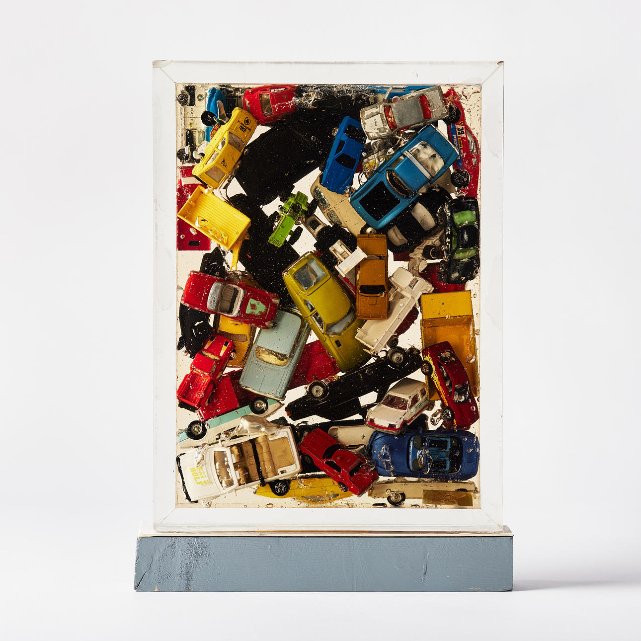 FERNANDEZ ARMAN. Car Accumulation (Matchbox Cars). Konst - Skulptur ...