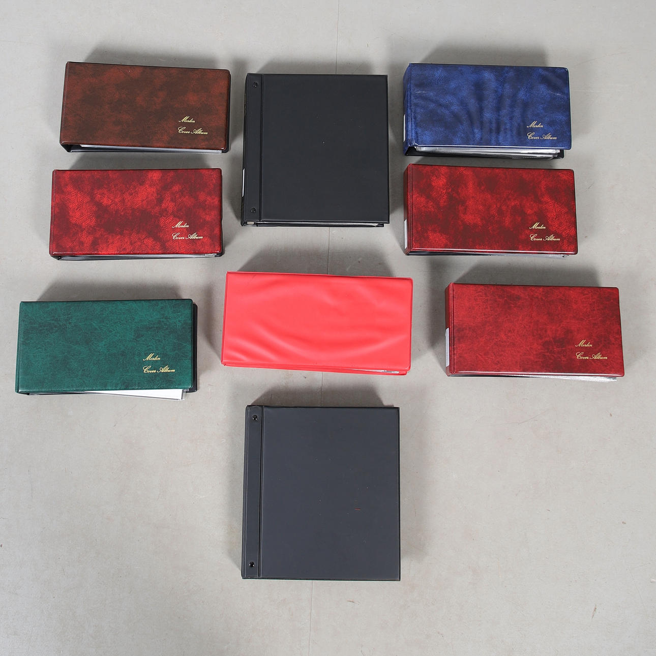 GROSSE MENGE AN DECKBLÄTTERN FÜR DEN ERSTEN TAG. Münzen, Medaillen ...