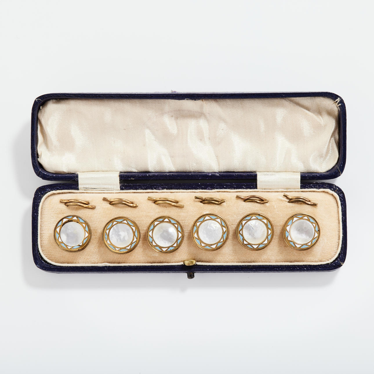 6 buttons and 6 fasteners, base metal, mother of pearl and decor of ...