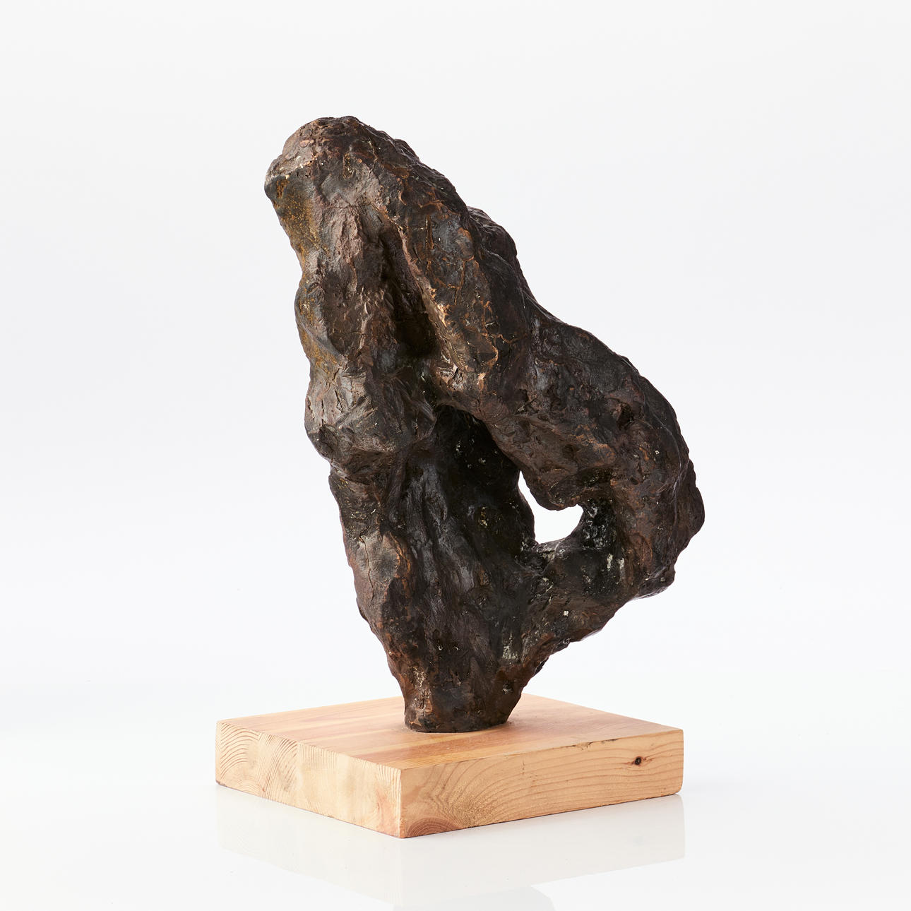 ANNA MIZAK (1939-2019). Människa. Konst - Skulptur - Auctionet