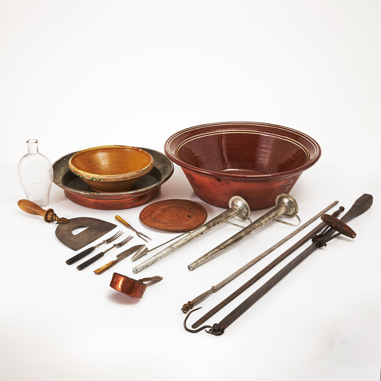 BOWLS, BESMAN, UTENSILS, 17 dlr., 19th century, various materials ...