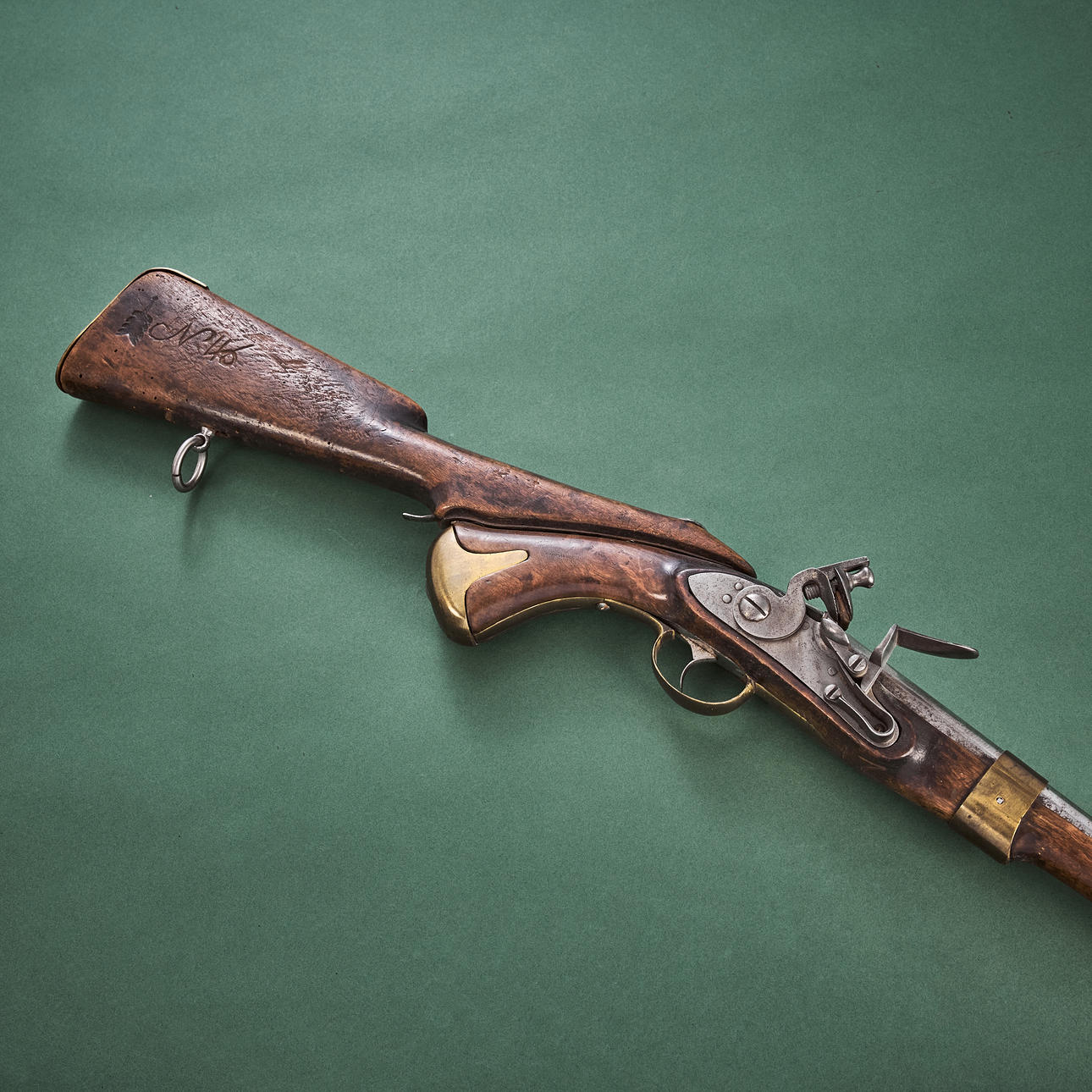 FLINTLOCK PISTOL, Swedish, m/1807, bouncer, with loose flask. Weapons ...
