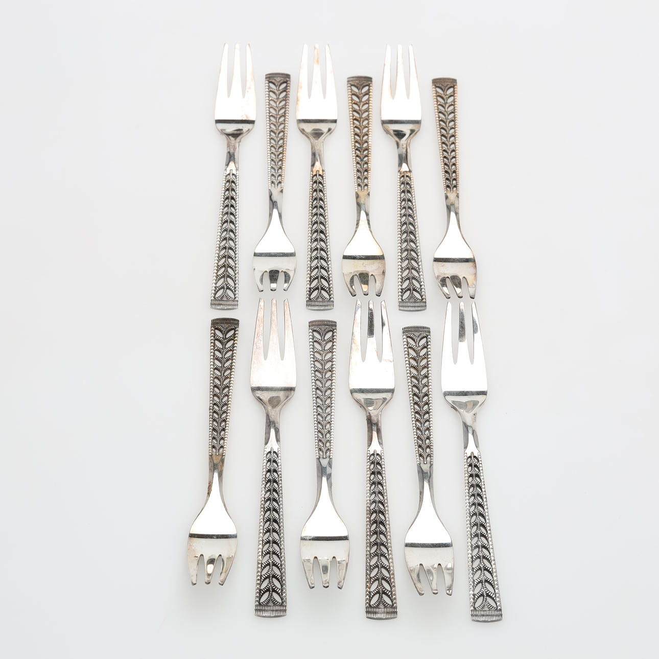 GAFFLAR 12 stycken, silver, vikt ca 188 gram. Silver & Metall - Silver ...