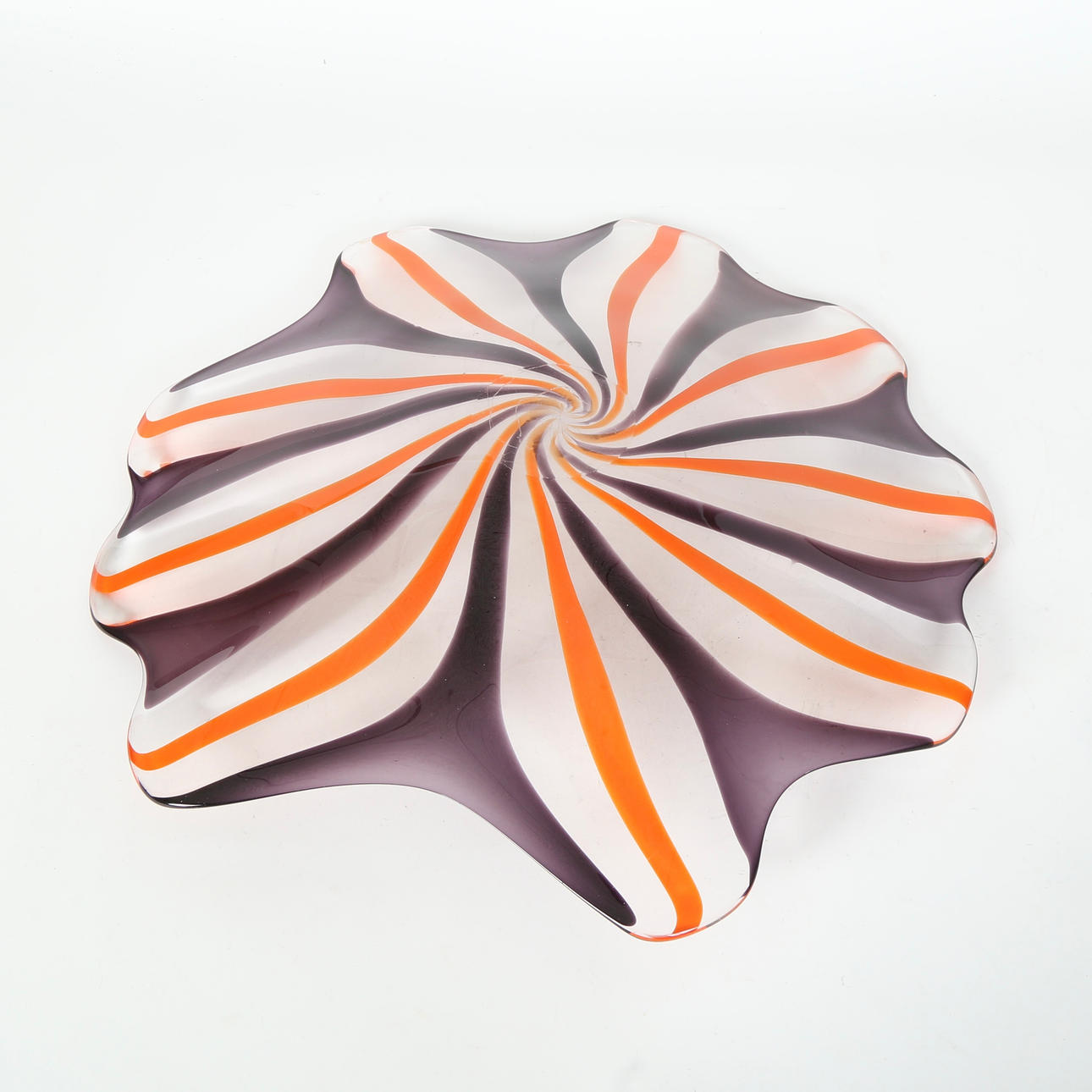 ALLAN SCHARFF (F. 1945). Holmegaard, Large unique “Candy” dish of clear ...