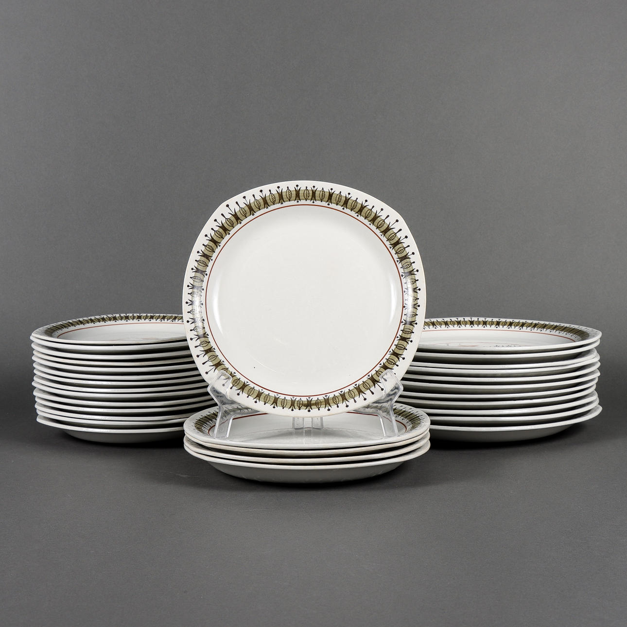 HELMER RINGSTRÖM. Tableware “Safari” Upsala Ekeby. Ceramics & Porcelain ...