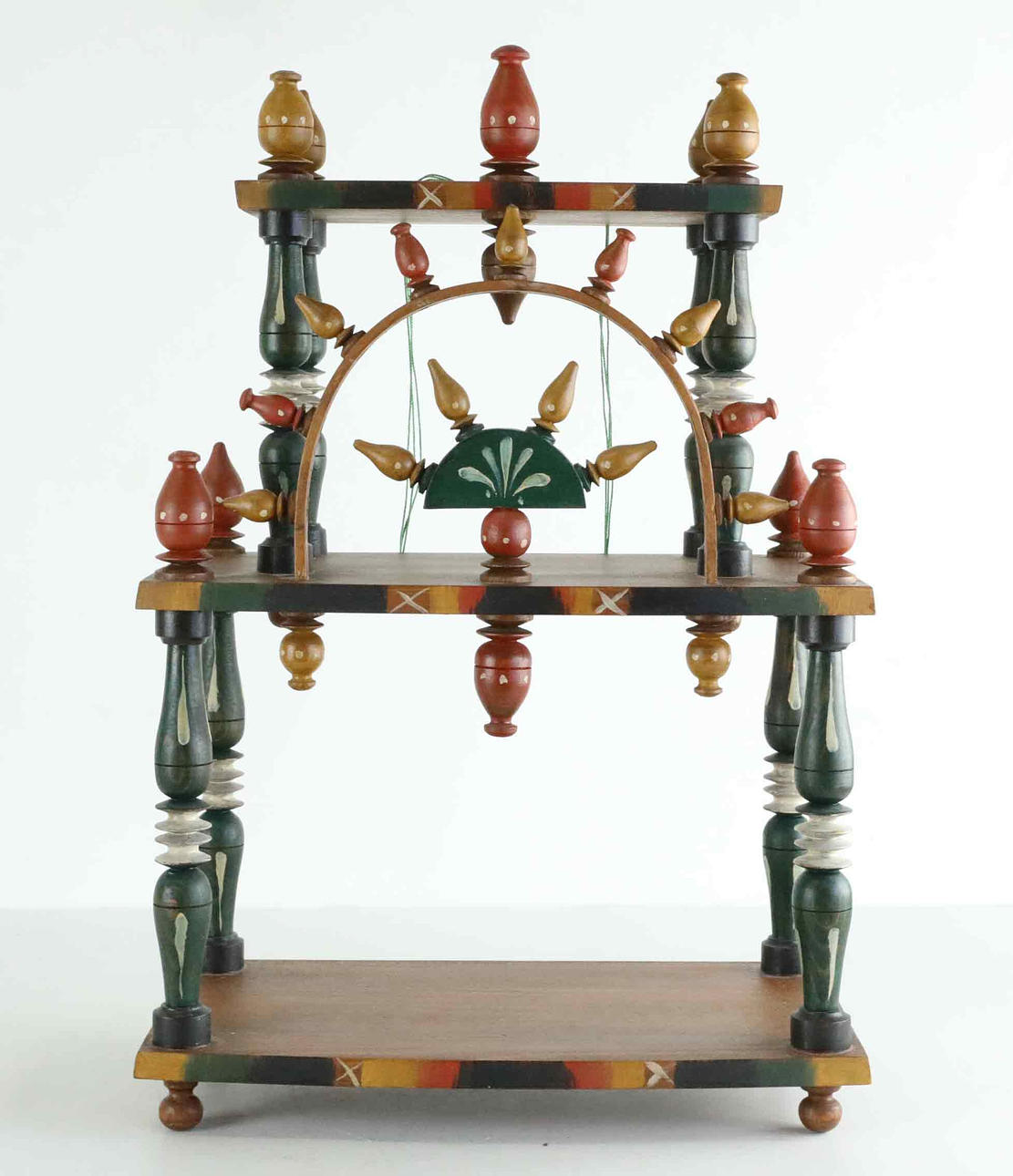 TAVLETT/PSALMBOKSHYLLA, allmogestil, 1900-tal. Allmoge - Möbler - Auctionet