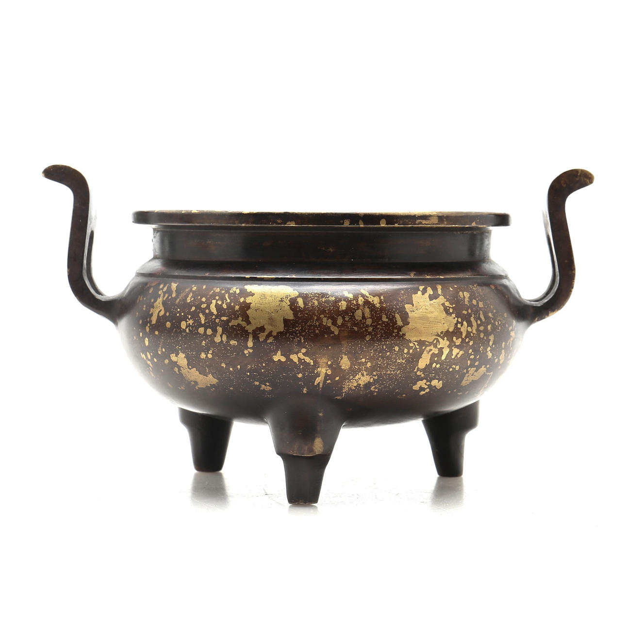 Chinese Qing “gilt-splashed” bronze tripod censer, from the beginning ...