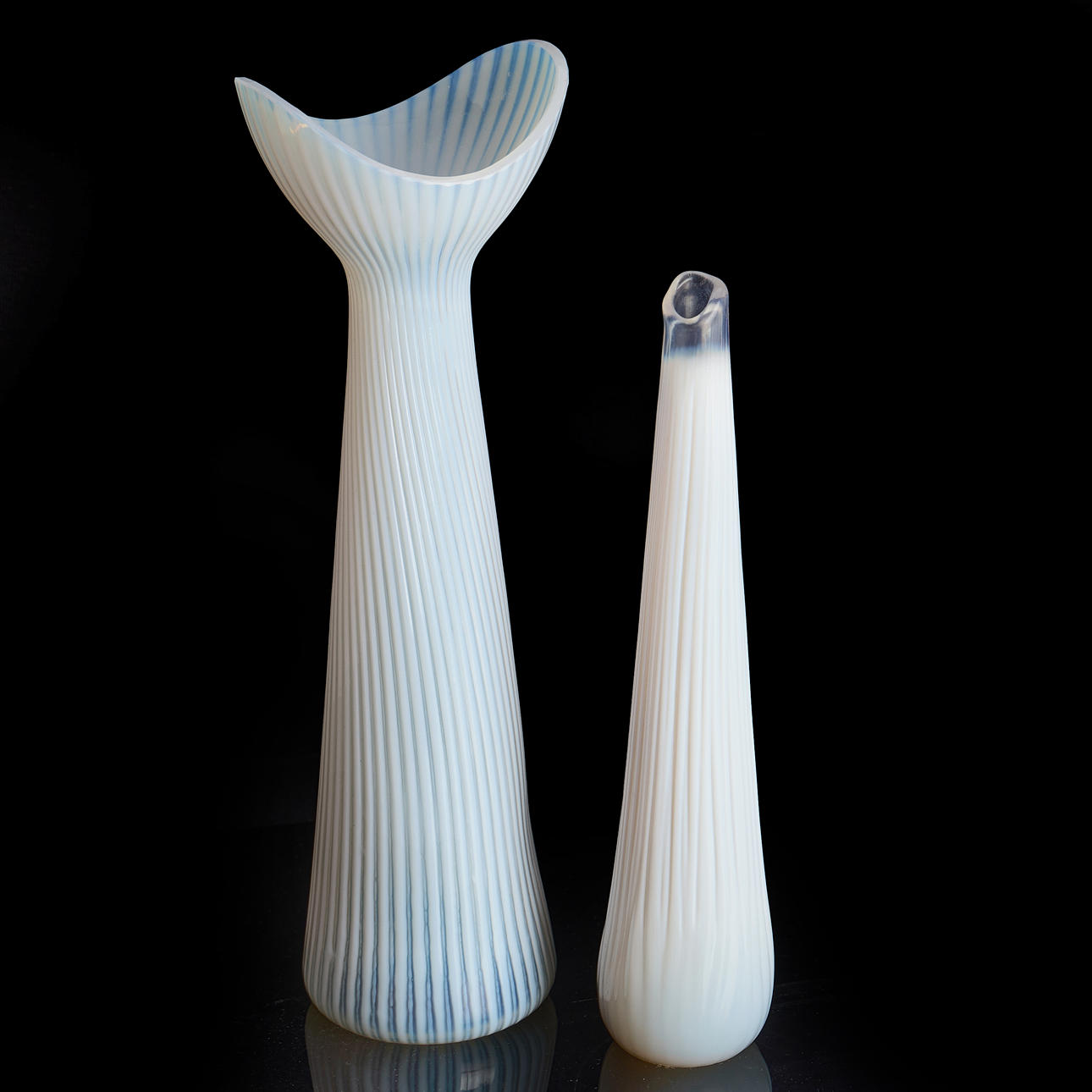 UN WESTERBERG. A set of two glass vases, “Spectra”, Pukeberg's ...