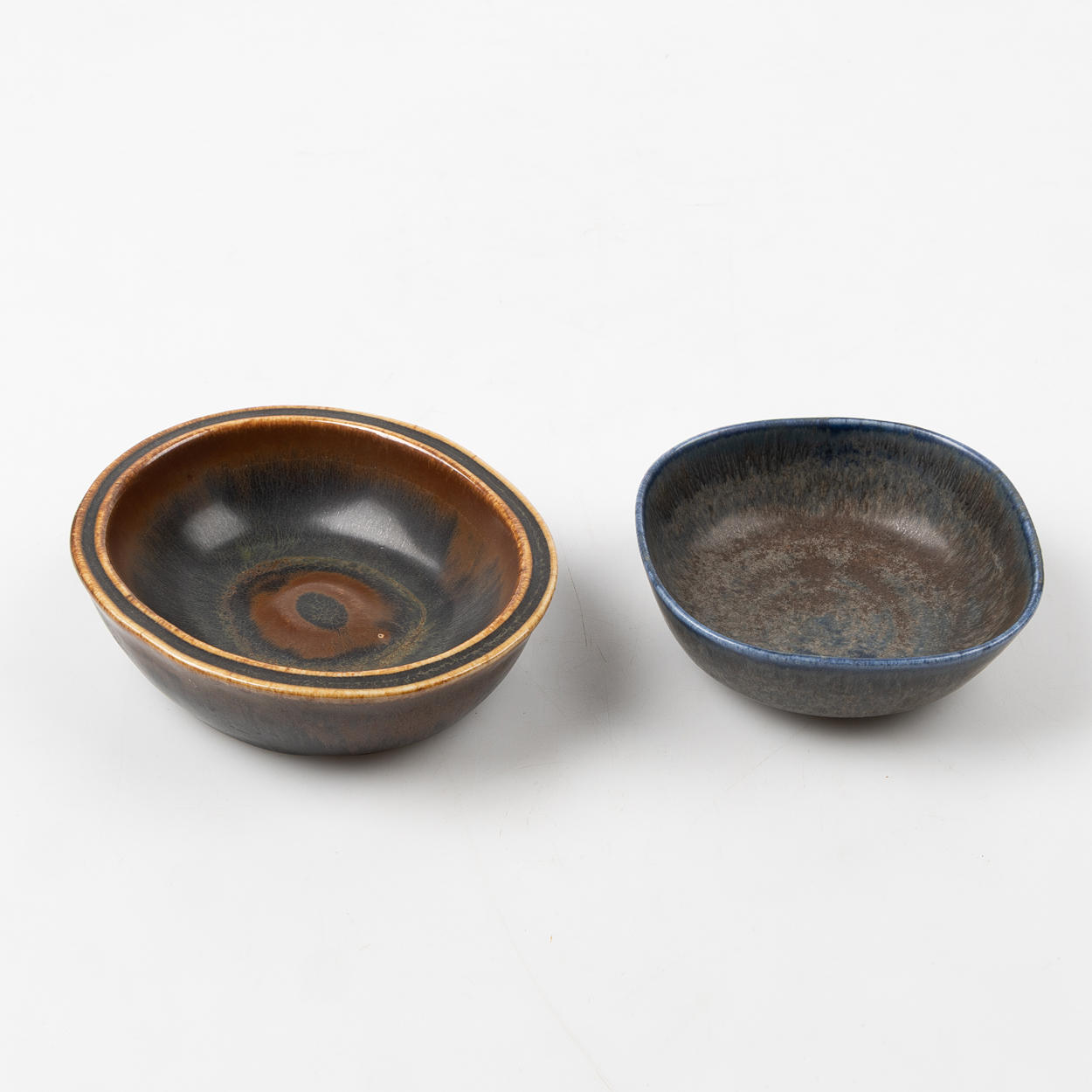 SKÅLAR, 2 stycken, Saxbo, Erik Rahr & Eva Staehr-Nielsen, stengods ...