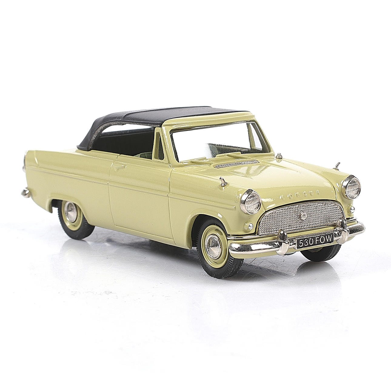 MODEL CAR, metal/resin, Ford Consul MKII Cab, 1962, Lansdowne, 1:43 ...