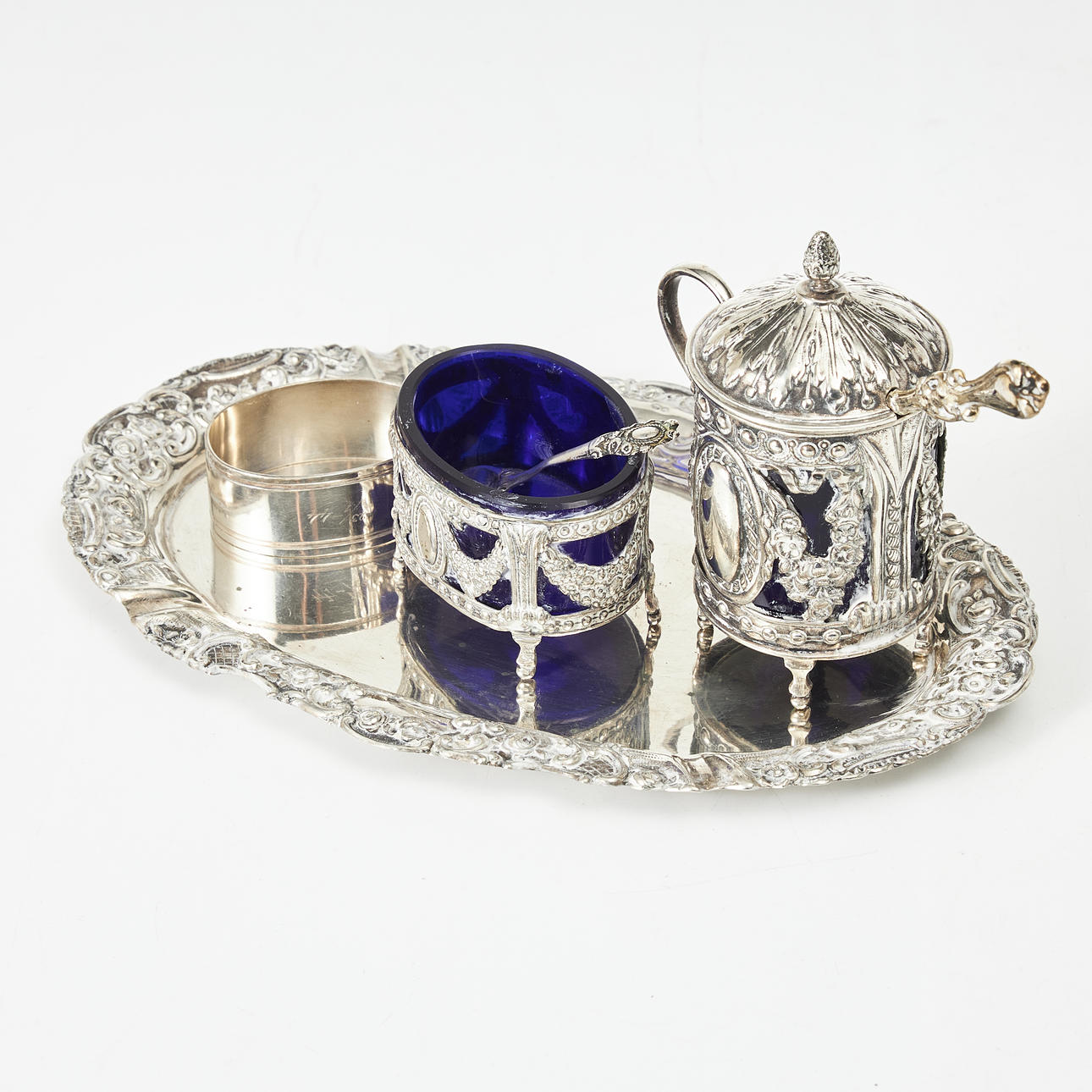 SILVER OBJECTS, 6 pieces. Silver & Metals - Silver - Auctionet