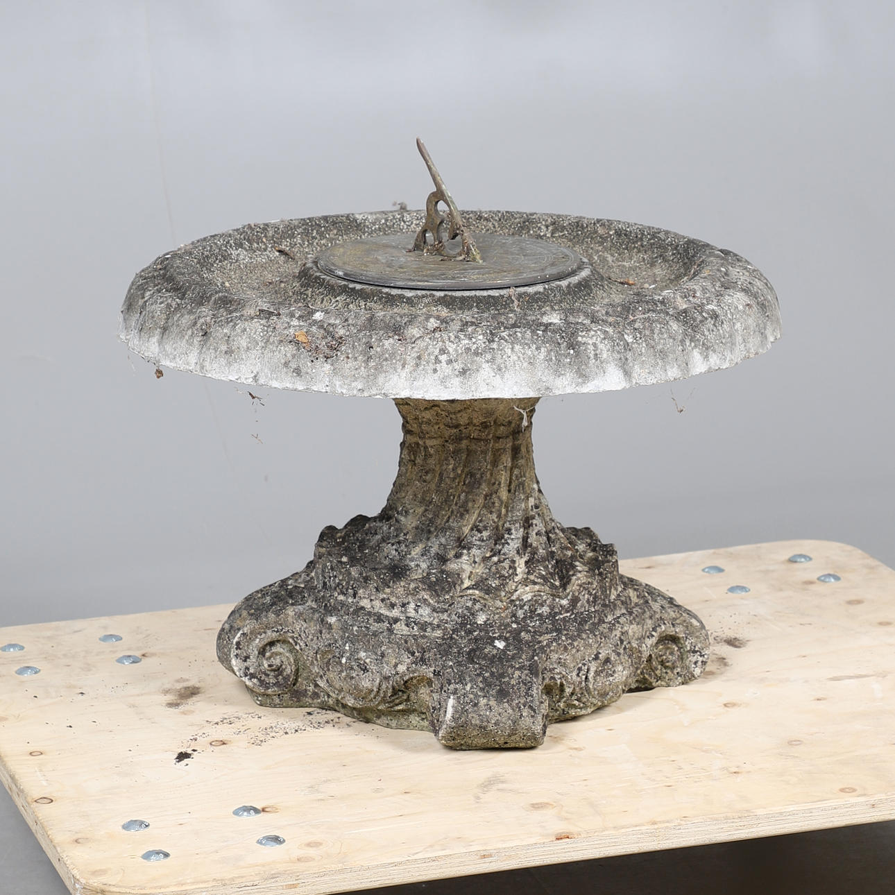 A RECONSTITUTED STONE SUNDIAL/ BIRD BATH. Garden & Architectural ...