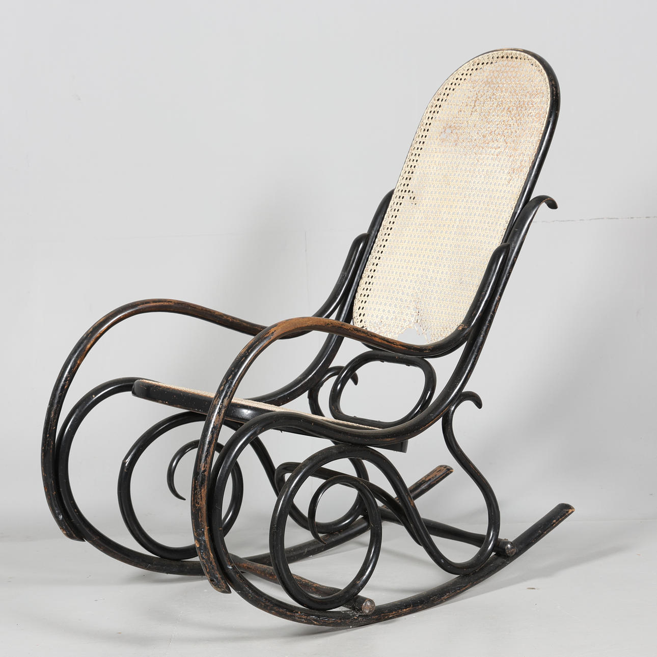 ROCKING CHAIR FISCHEL, bent wood, Thonet type. Furniture - Armchairs ...