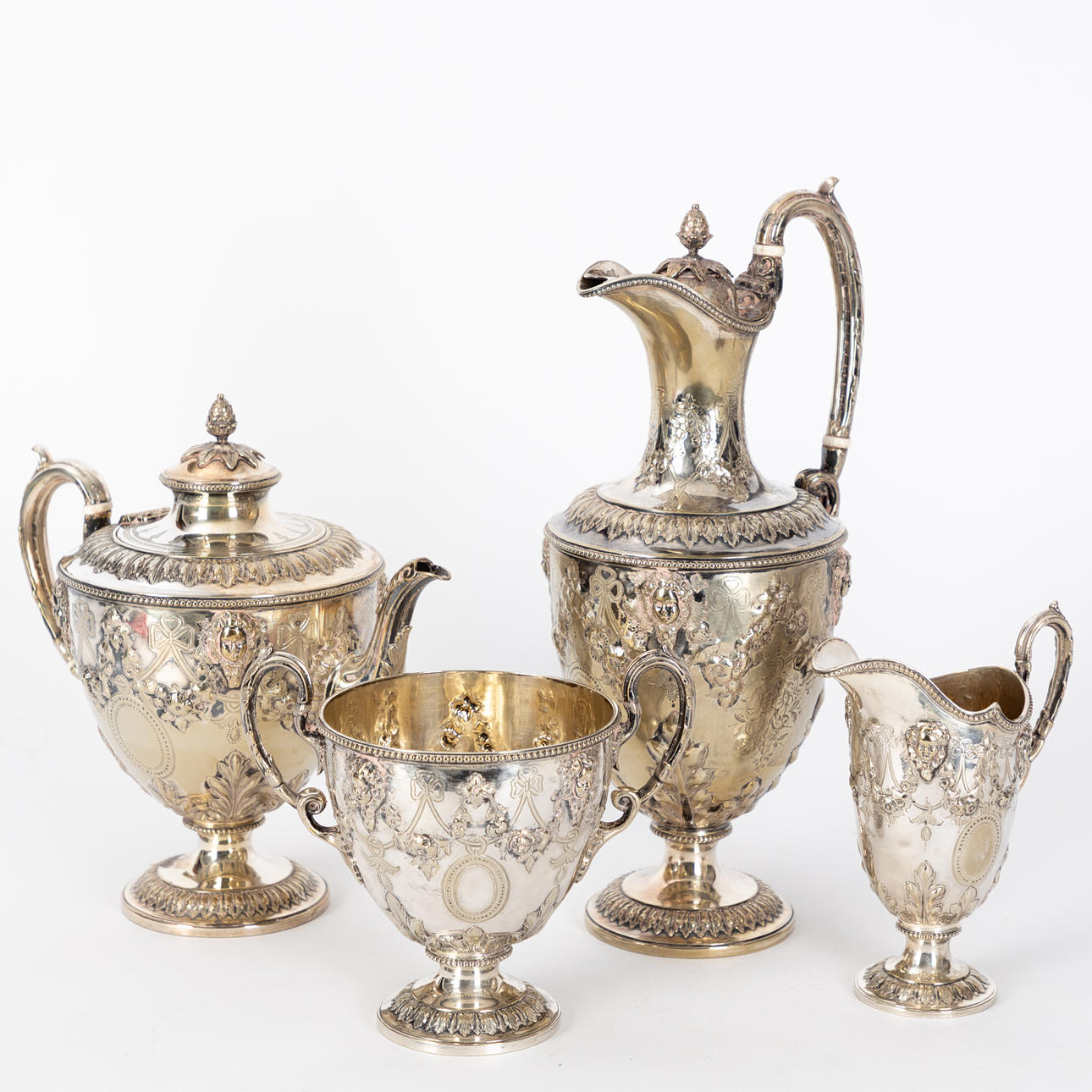MARTIN, HALL & CO. Magnificent tea set in Louis XVI style, vesilbert ...