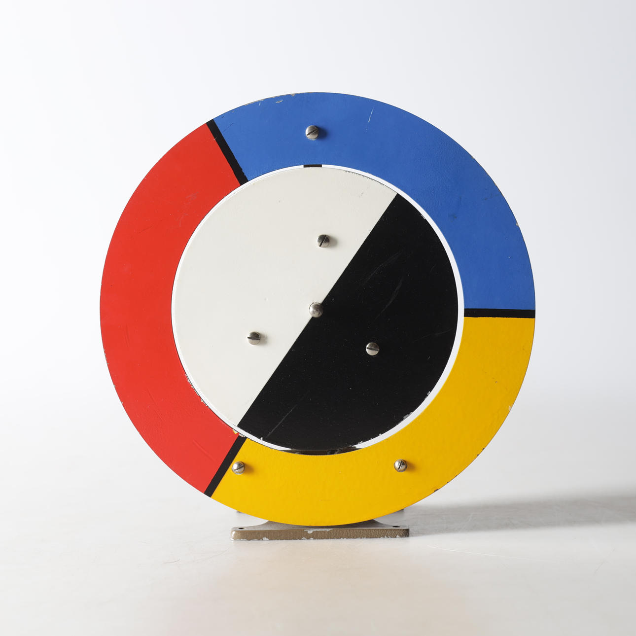 NEWTONS COLOUR WHEEL, metal, labelled Dr Clemenz. Collectables - Technica & Nautica - Auctionet