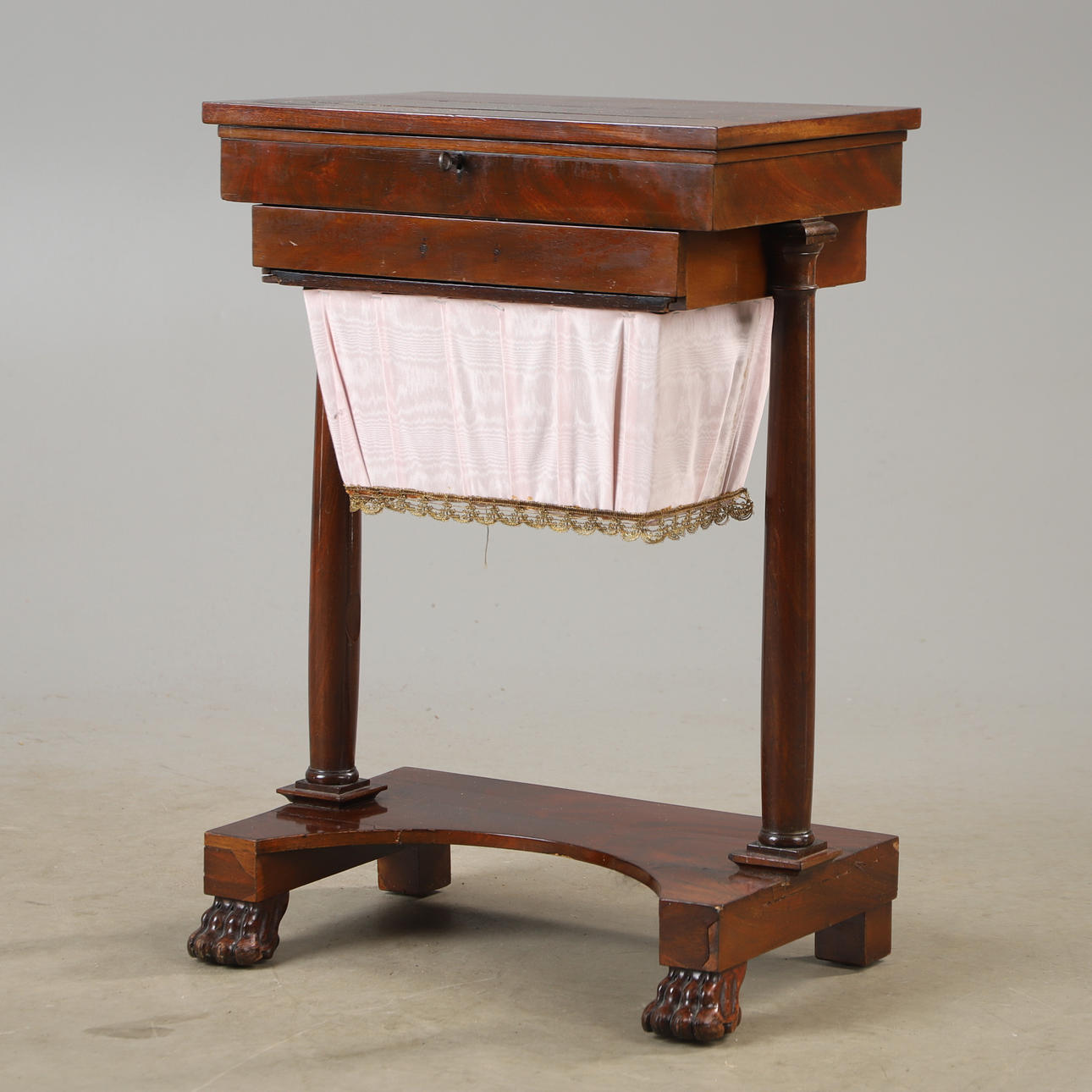 SEWING TABLE, mahogany, empire. Furniture - Tables - Auctionet