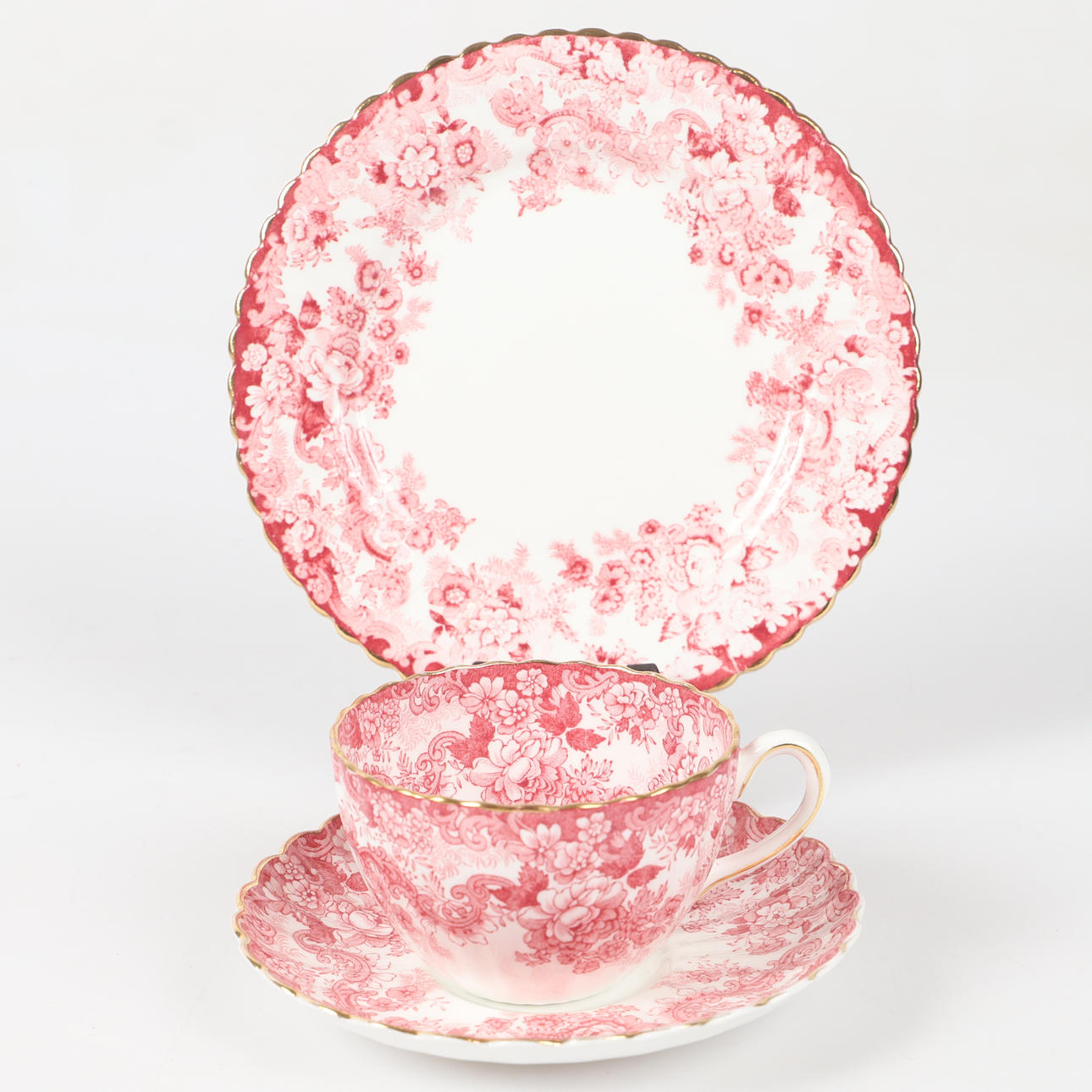 A 28-piece “Victorian Radfords” china set, Fenton, England. Ceramics ...