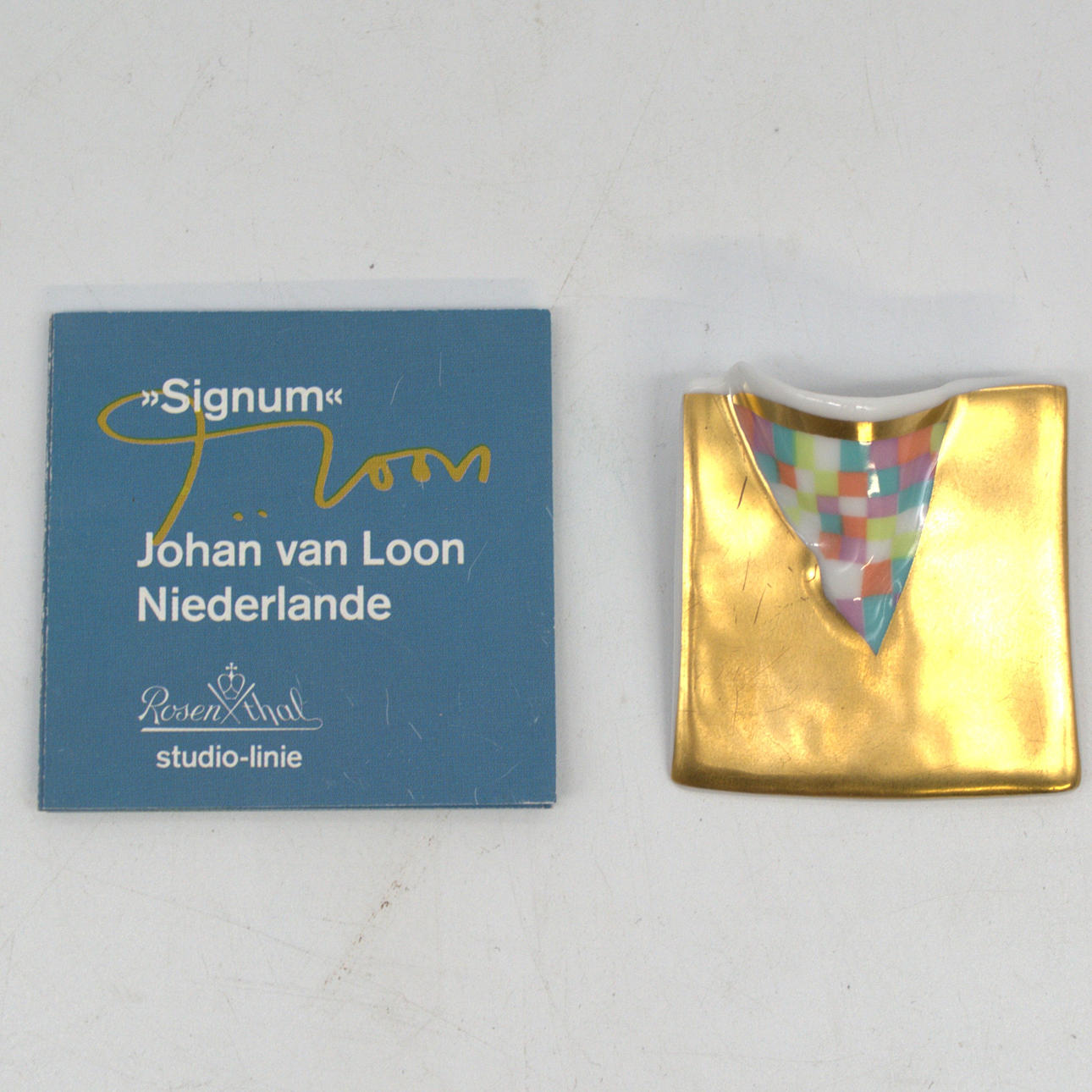 JOHAN VAN LOON. ROSENTHAL STUDIOLINE PORZELLAN BROSCHE, UM 1980er JAHRE ...