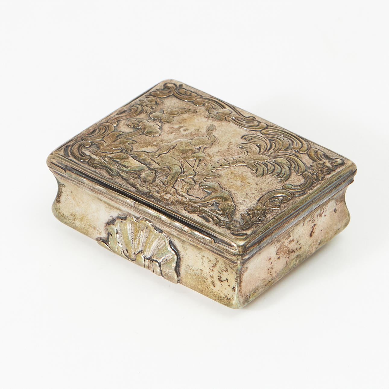 PETER STENFELT. (Verksam 1755-1773/78) Dosa, silver, rokoko, graverad ...
