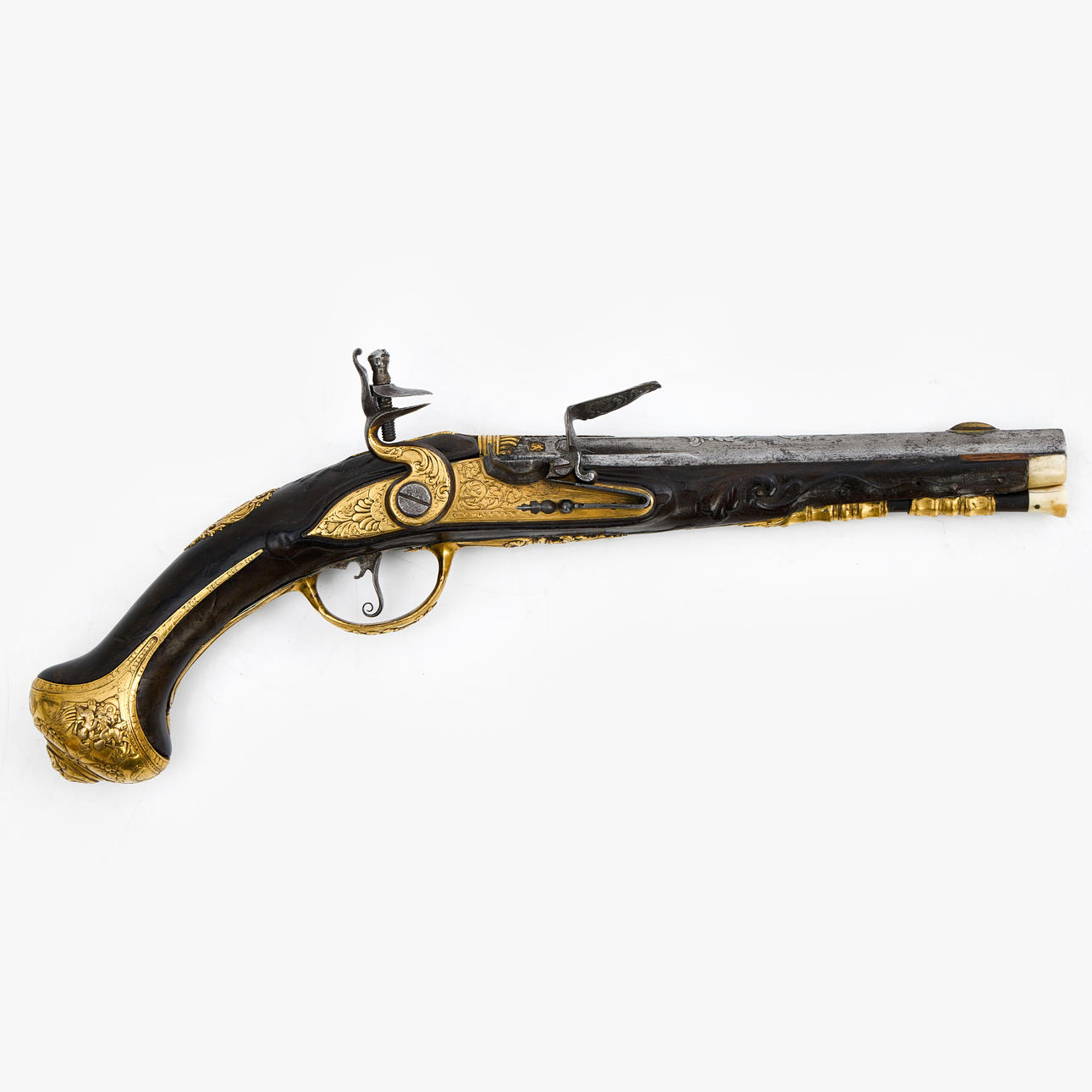 FLINTLOCK PISTOL, Belgium late 18th century, clasp, warp and details in ...