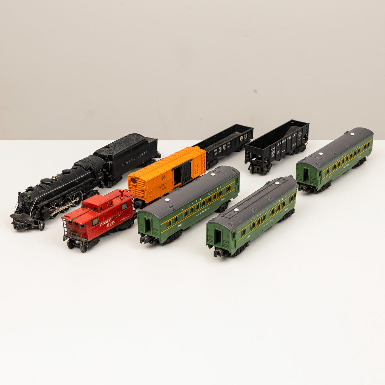 LIONEL 1666 American steam locomotive with tender, 7 carriages, track 0 ...