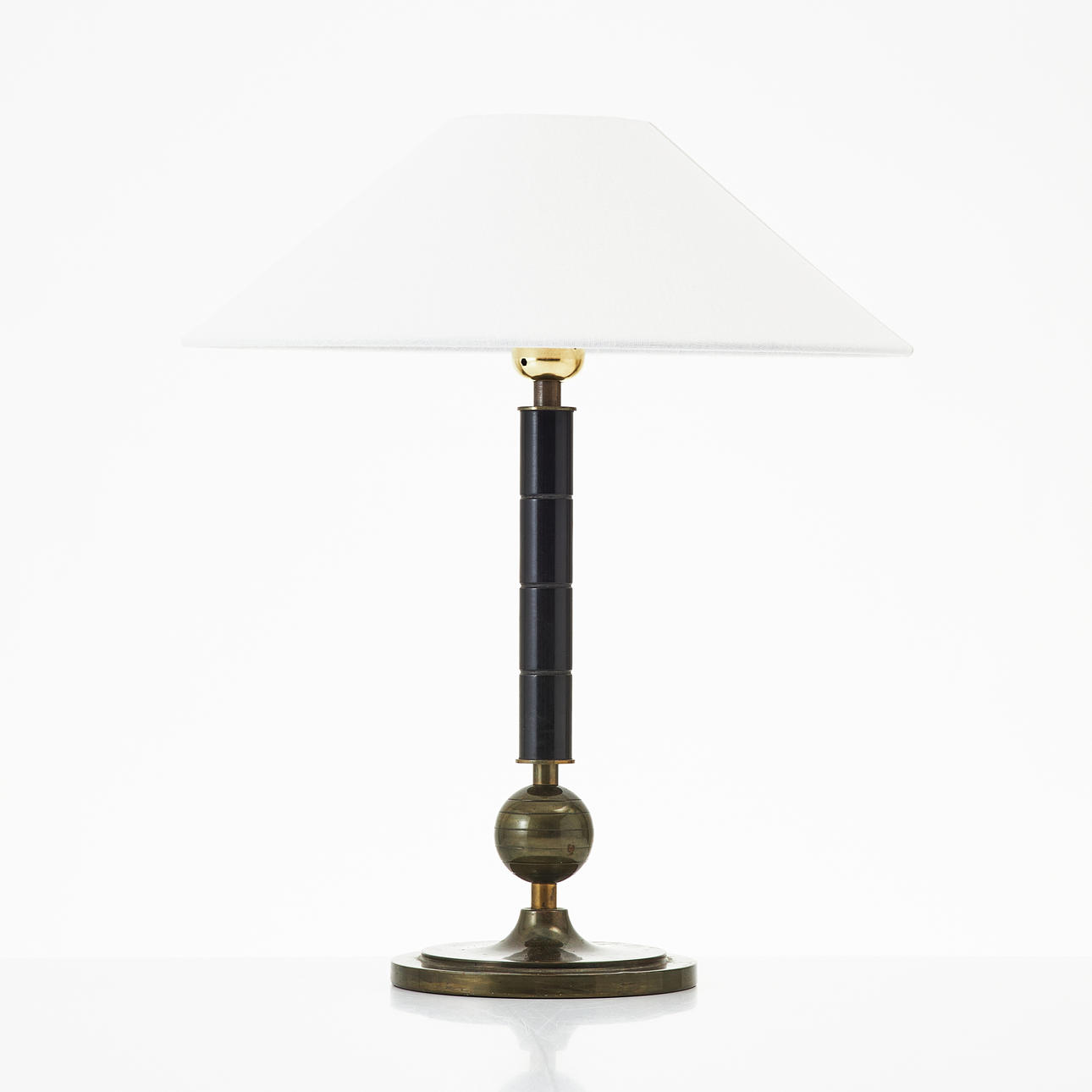 HARALD NOTINI. Bordslampa, Arvid Böhlmarks Lampfabrik 1930-tal, Swedish ...