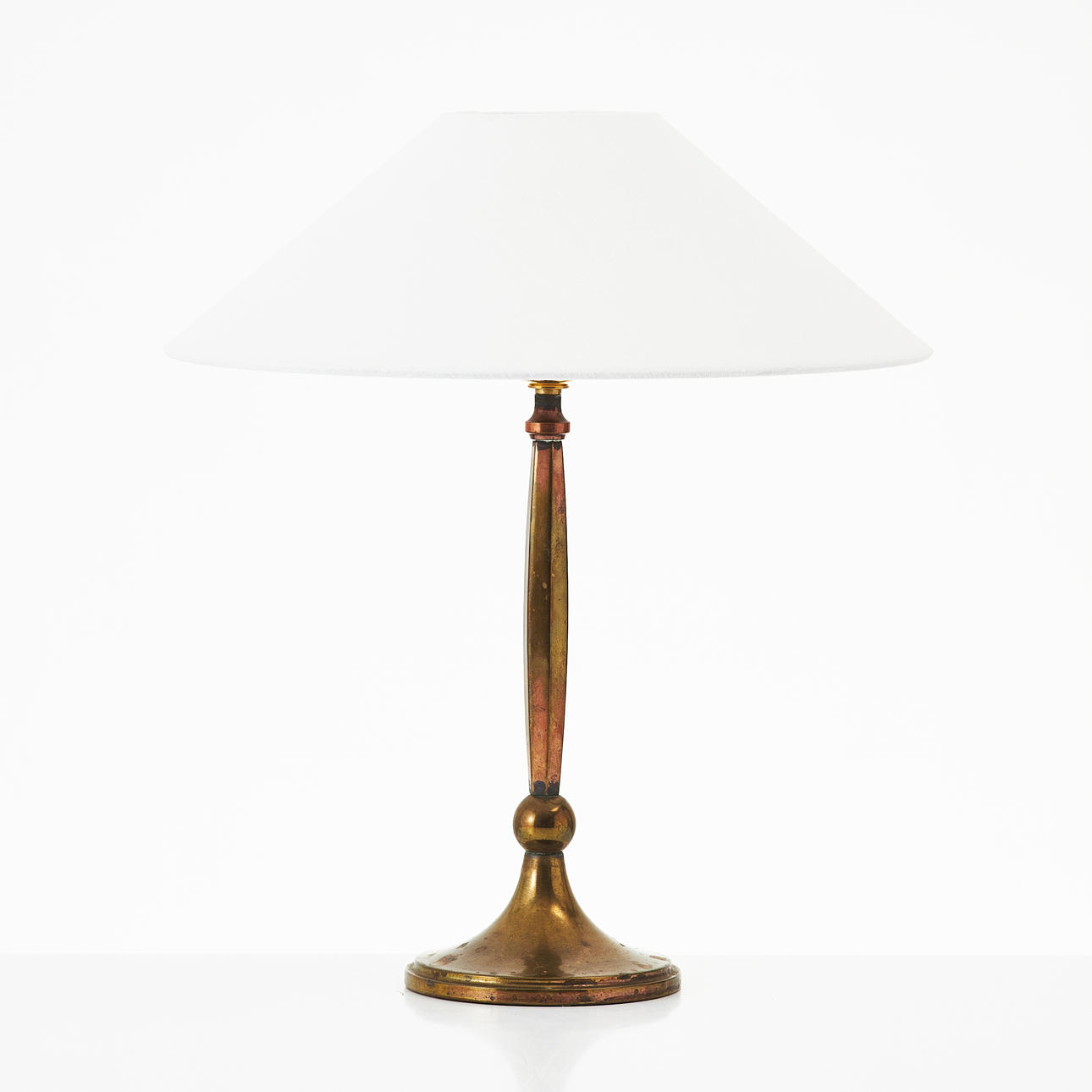 HARALD NOTINI. Bordslampa, Arvid Böhlmarks Lampfabrik, 1920-tal,Swedish ...