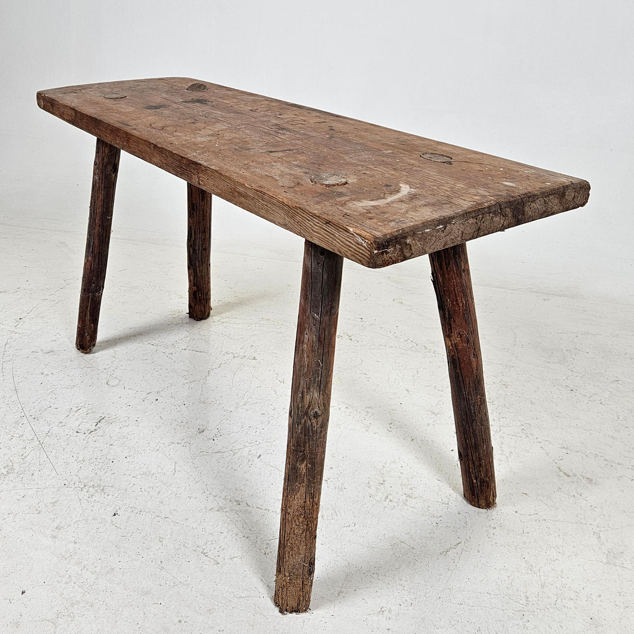A common bench, 1800/20th century. Swedish Folk Art - Furniture - Auctionet