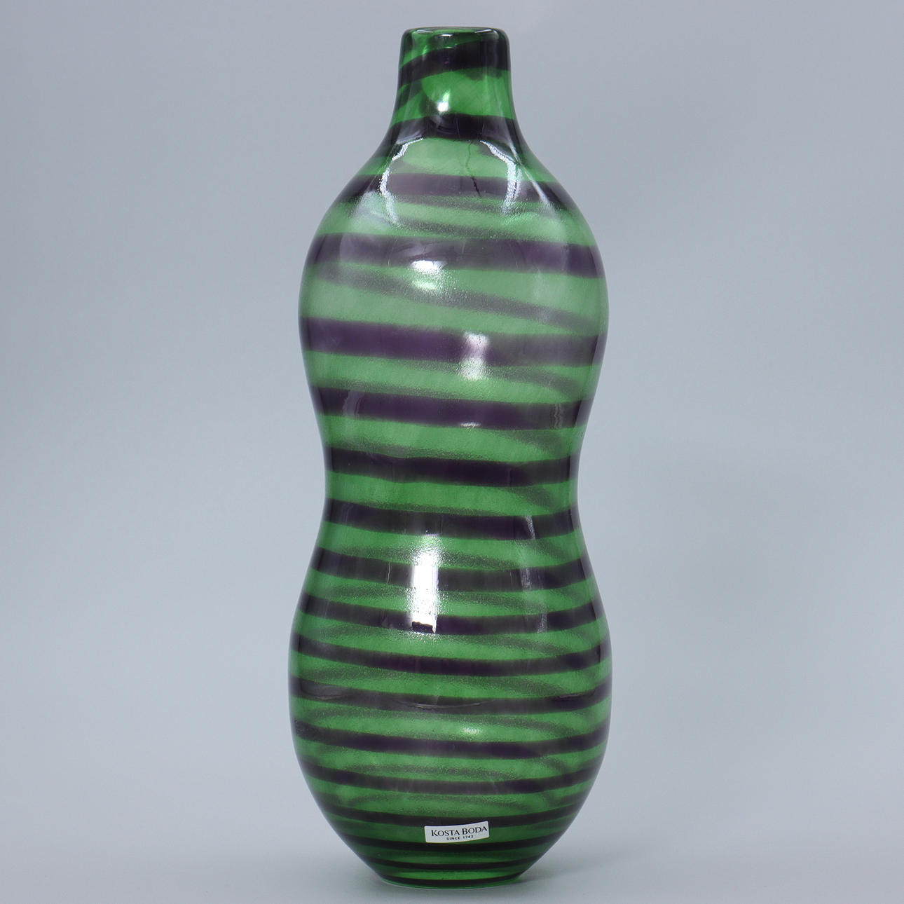 GUNNEL SAHLIN. VASE, COSTA BODA, SIGNED, NUMBERED. Glass - Art glass ...