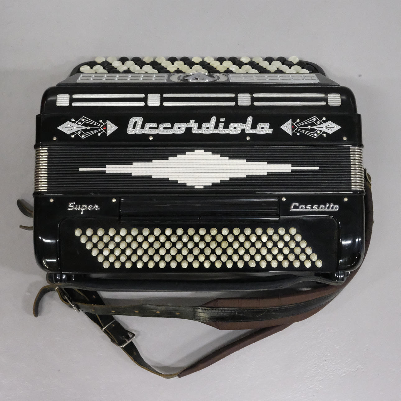 DRAGSPEL ACCORDIOLA SUPER CASSOTTO, ITALIEN. Samlarföremål ...