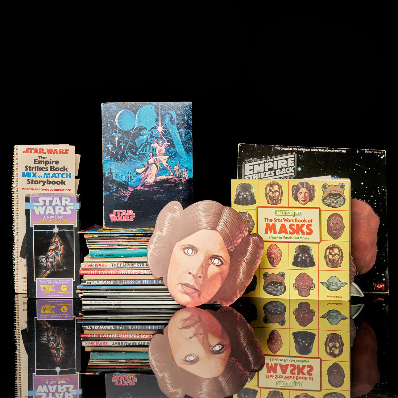 STAR WARS, parti omfattande b.la. böcker, serietidningar, punch-out ...