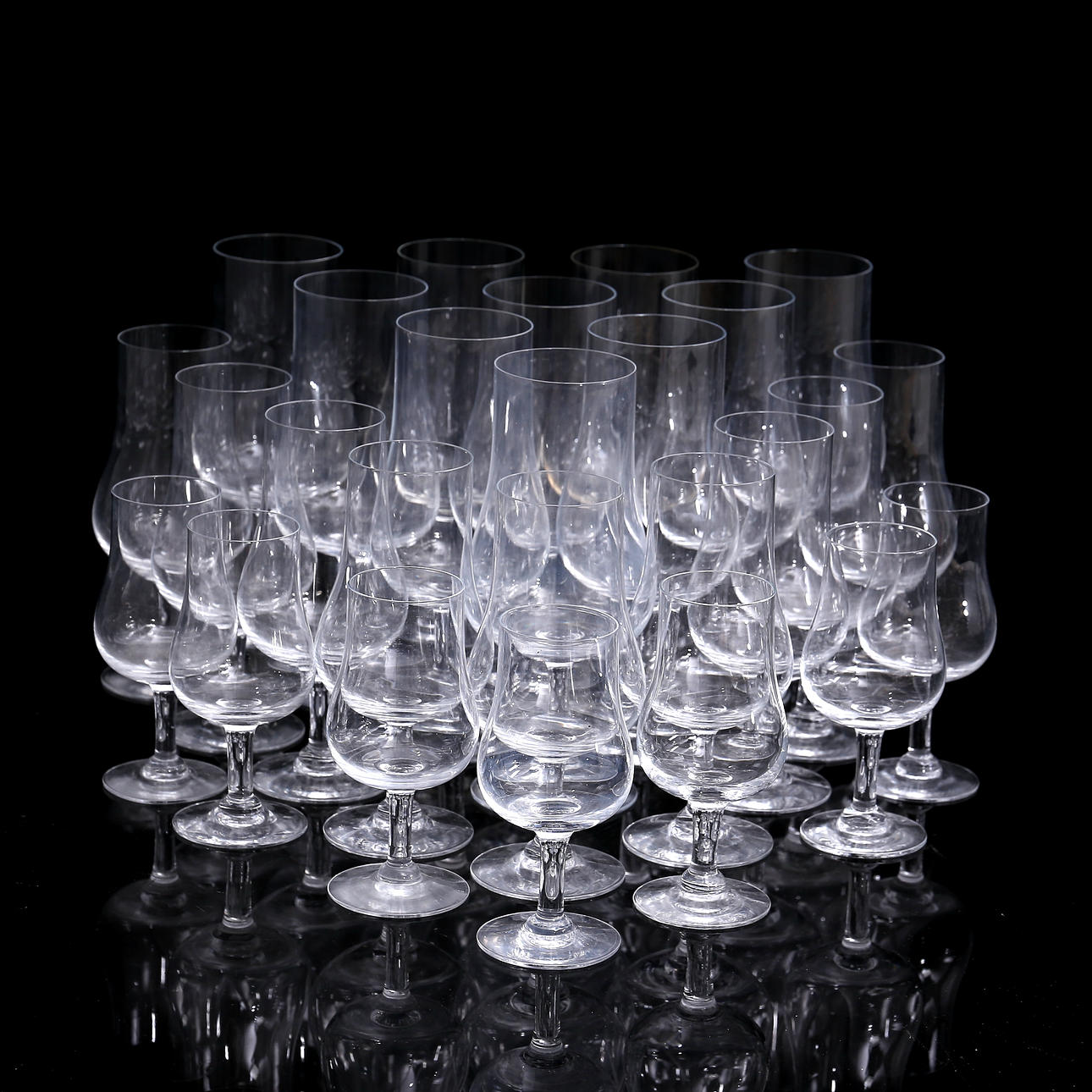 GUNNAR CYRÉN. Wine tasting glasses, 26 pcs, “Elixir”, Orrefors. Glass ...