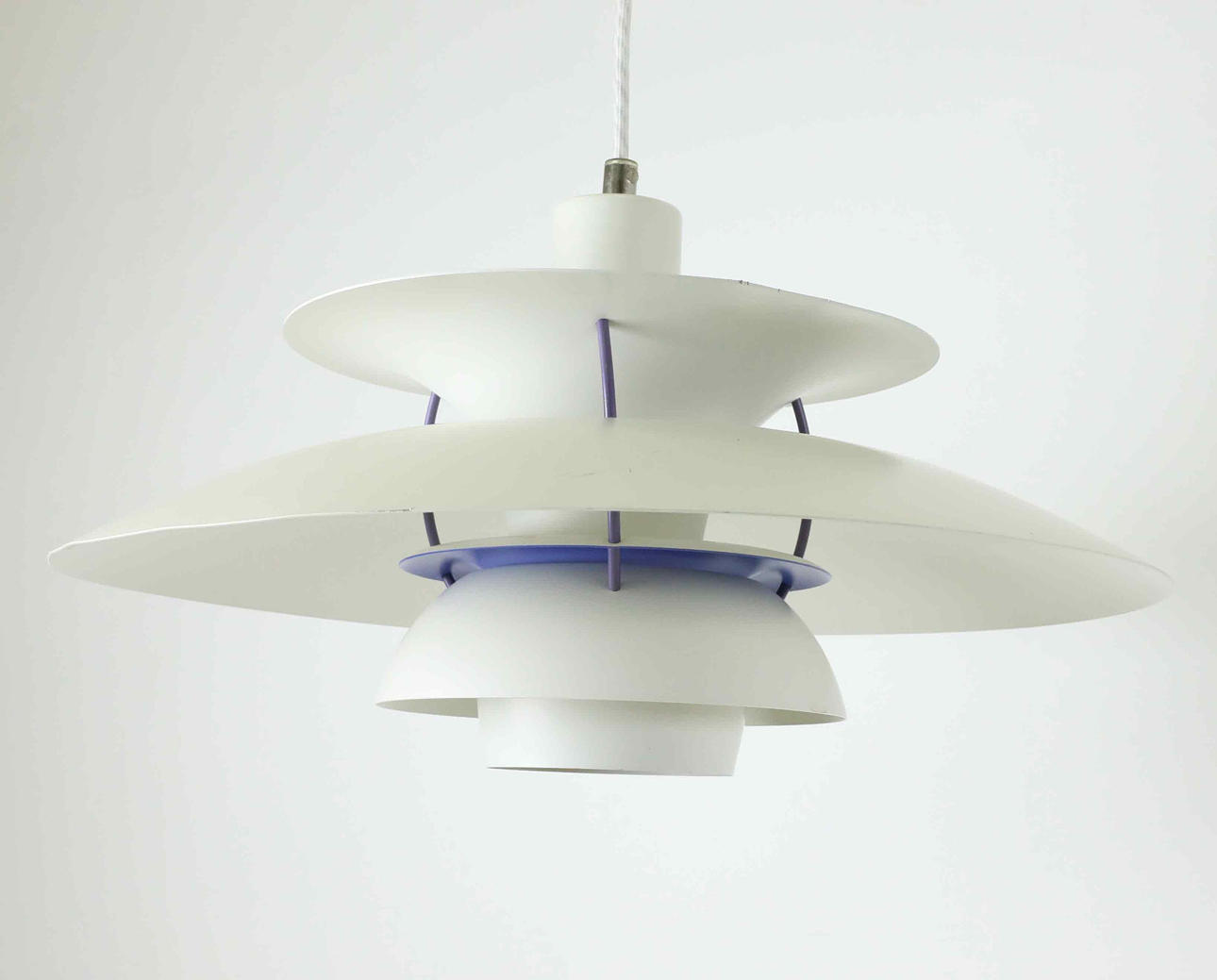 POUL HENNINGSEN. "PH5", taklampa, Louis Poulsen, Danmark. Belysning ...