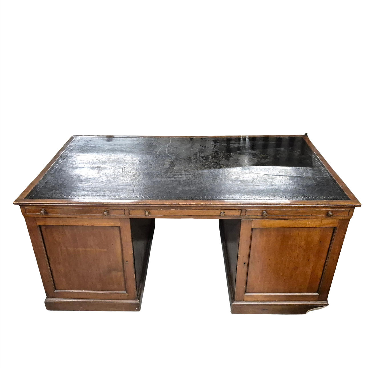 19TH CENTURY MAHOGANY PARTNER'S DESK. Furniture - Desks - Auctionet