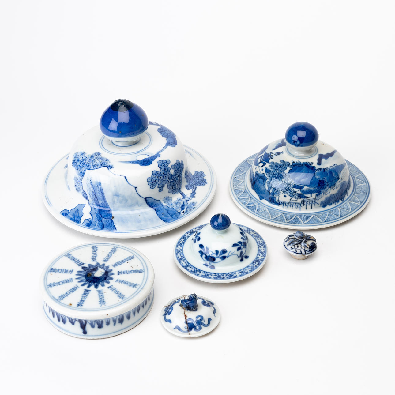 A 6-piece Chinese porcelain lid, 19th century. Asiatica - Ceramics ...