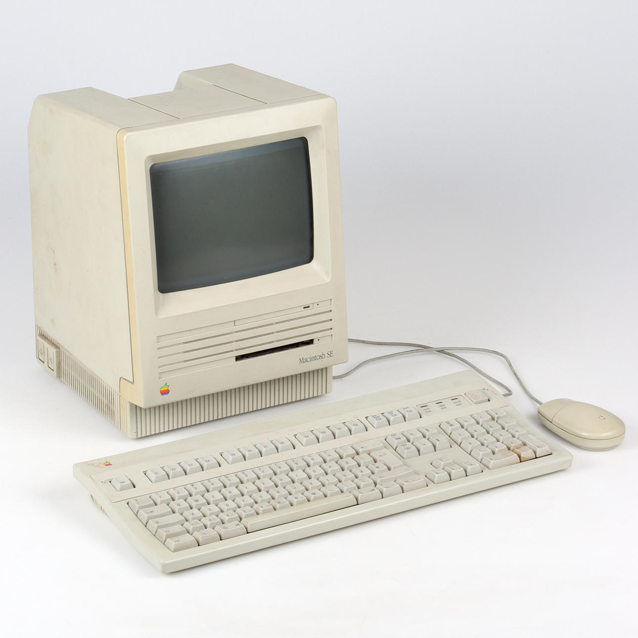COMPUTER, Macintosh SE with Extended Keyboard II, Apple, 1987-1994 ...