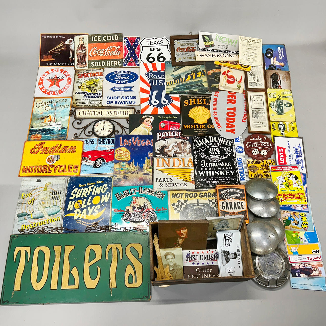 ADVERTISING SIGNS, ITEMS ETC. Collectables - Advertising & Signs ...