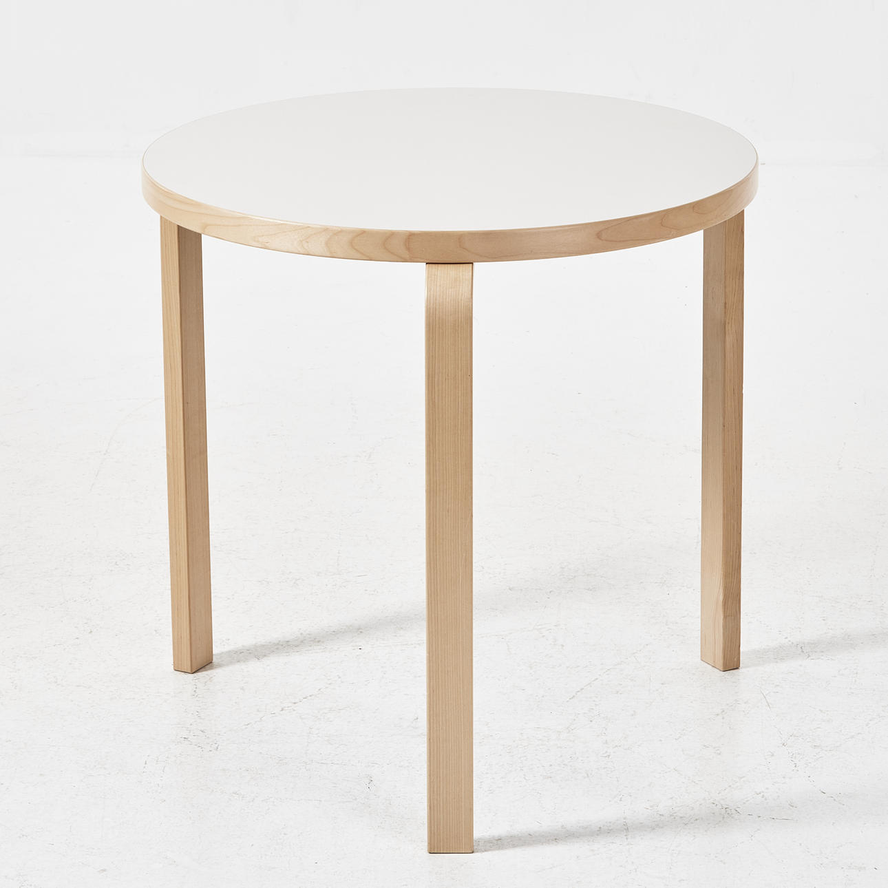 ALVAR AALTO. Table, Artek, labeled. Furniture - Tables - Auctionet