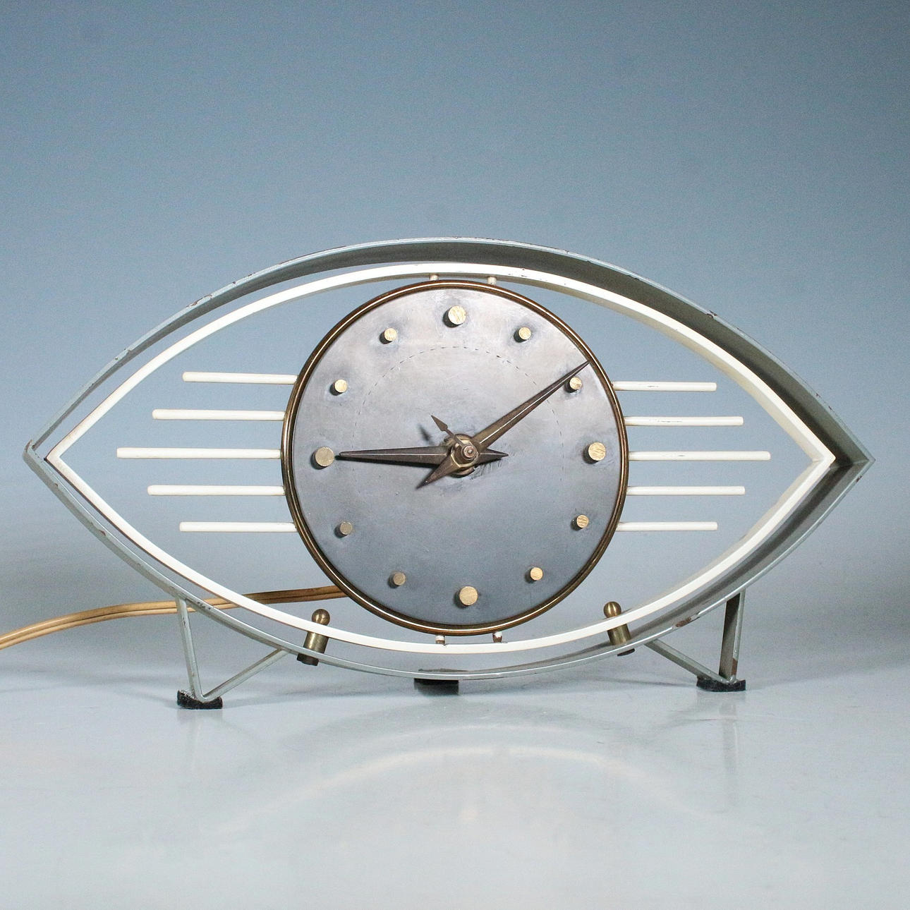 Mid-century British Metamec “Atomic Eye” table clock. Clocks & Watches ...