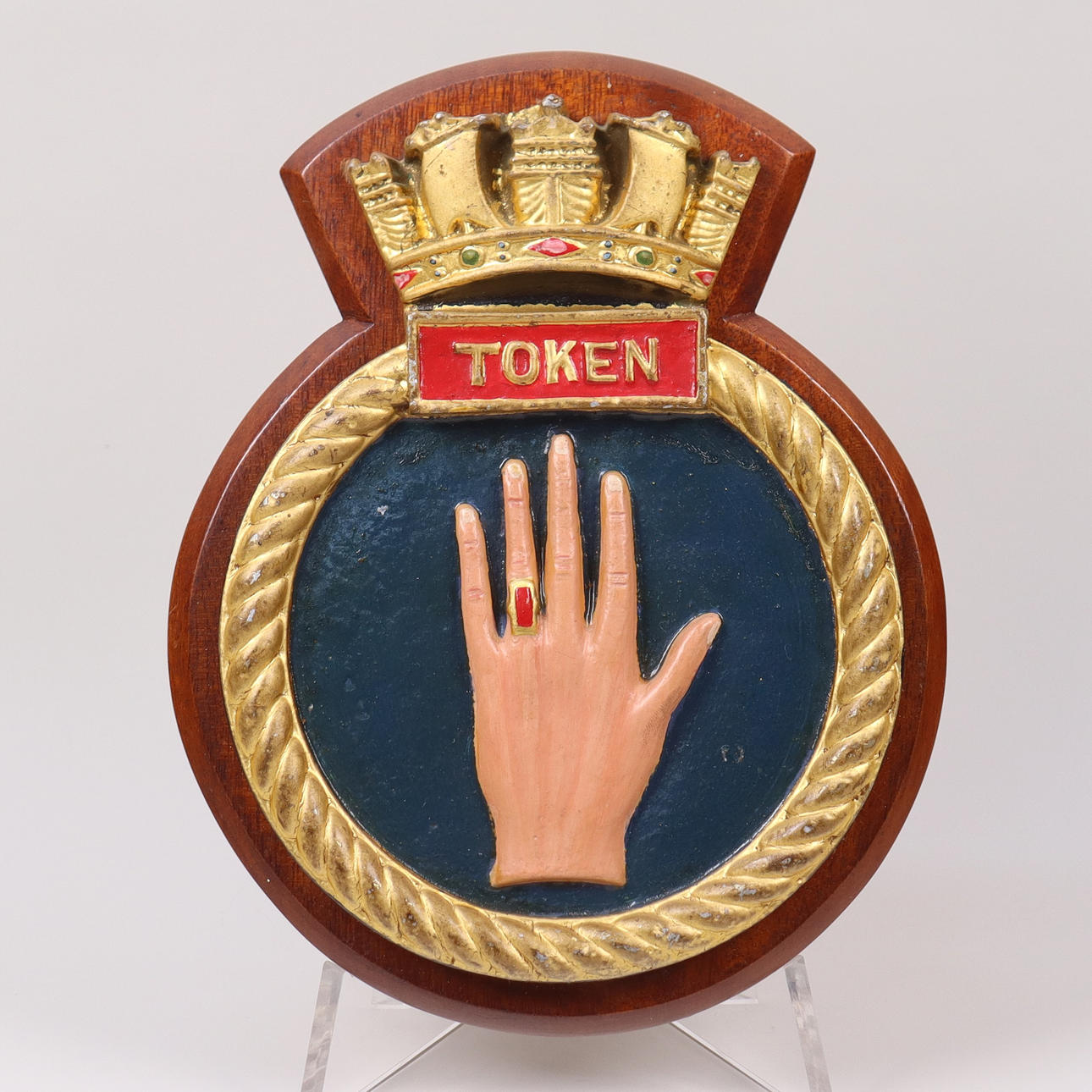 WALL PLAQUE, HMS Token (P328), cold painted gun badge for T-class ...