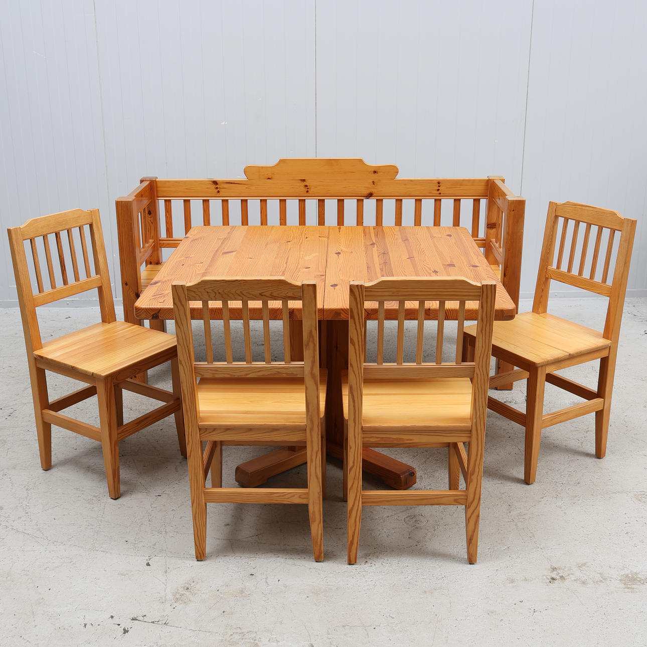 A 6+2 piece dining group, pine, including Bjuråker, later half of the ...